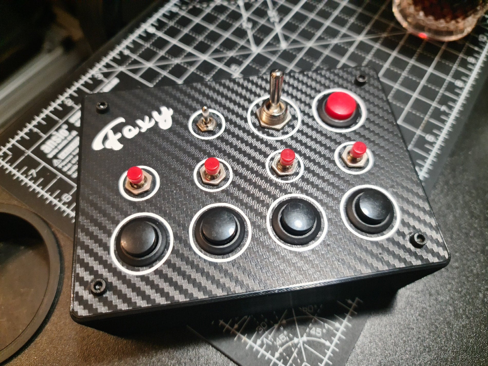 Button Boxes | Sim 3D