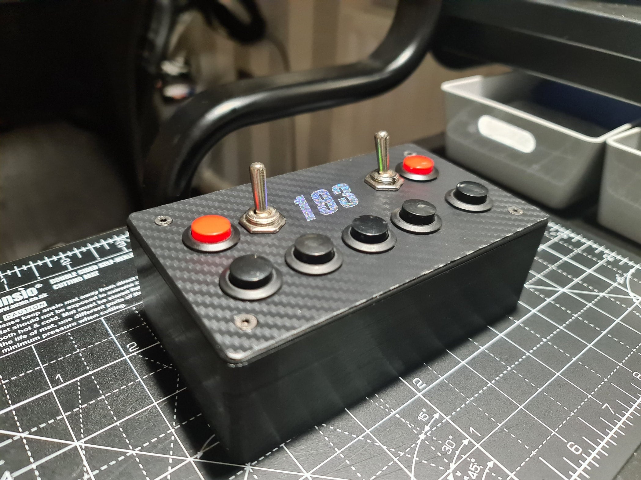 Simple Button Box | Sim 3D